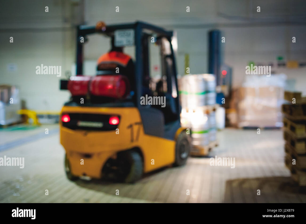 Forklift reachtruck hi-res stock photography and images - Alamy