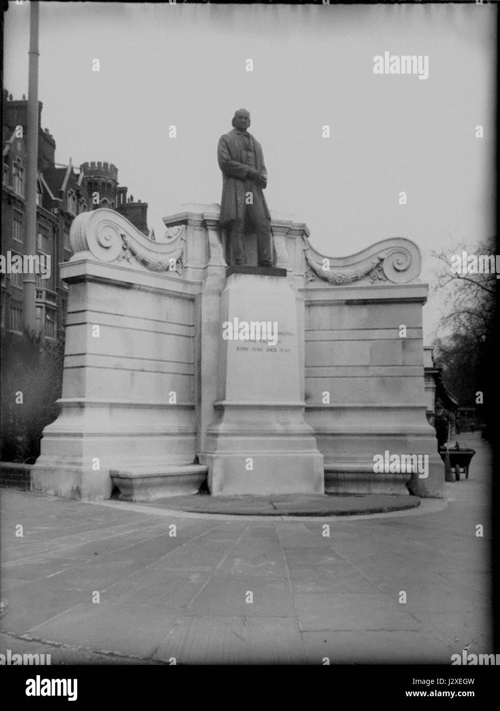 Brunel statue Temple London 1857 Stock Photo - Alamy