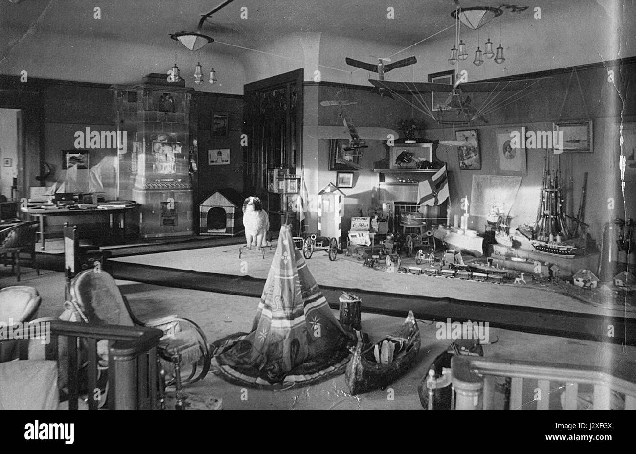 The Alexei Playroom at the Alexander Palace in Russia was a private ...