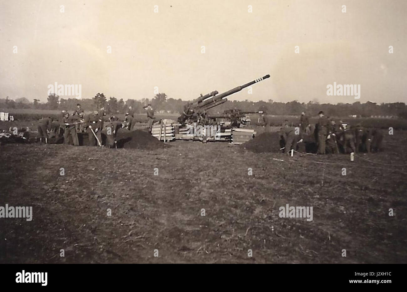 A historical image or reference to the Flak unit in Karow, Berlin ...