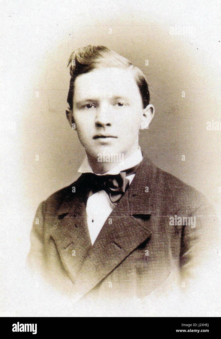 'Arthur Barth als Junge' is a portrait capturing Arthur Barth as a ...