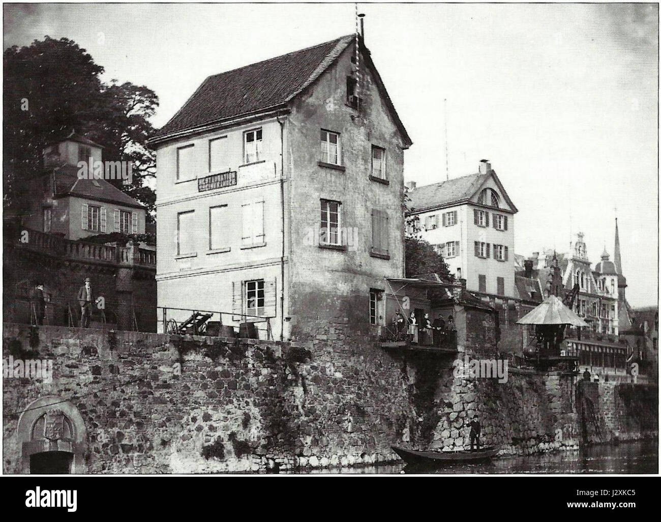 The image of the Bonn Rheinufer Oberbergamt from 1870 depicts the ...