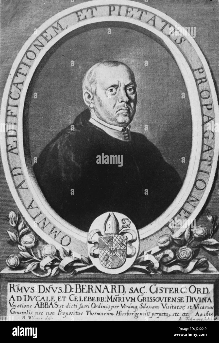 Bernardus hi-res stock photography and images - Alamy