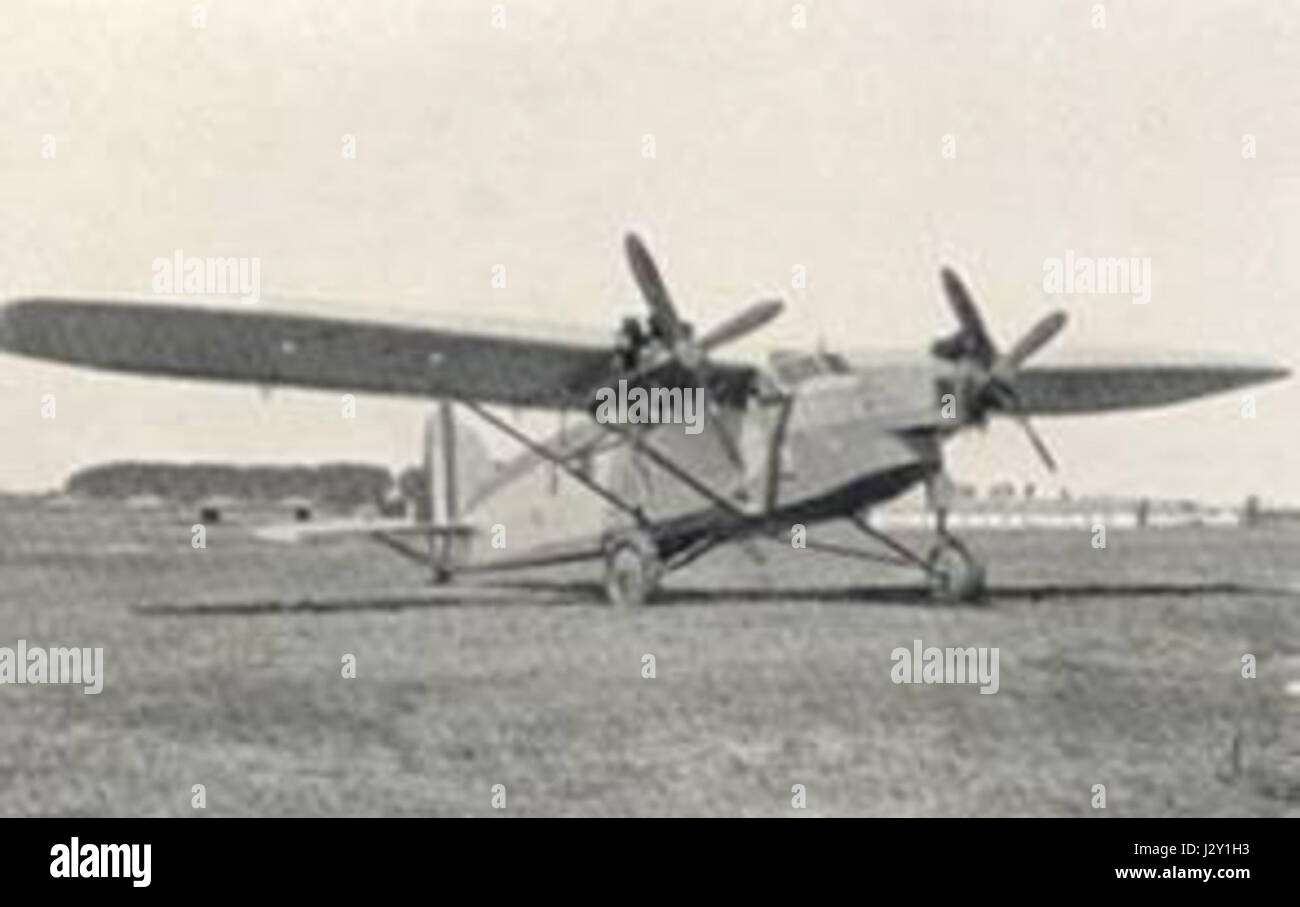 The Caproni Ca.102 is an Italian light bomber aircraft used in the ...