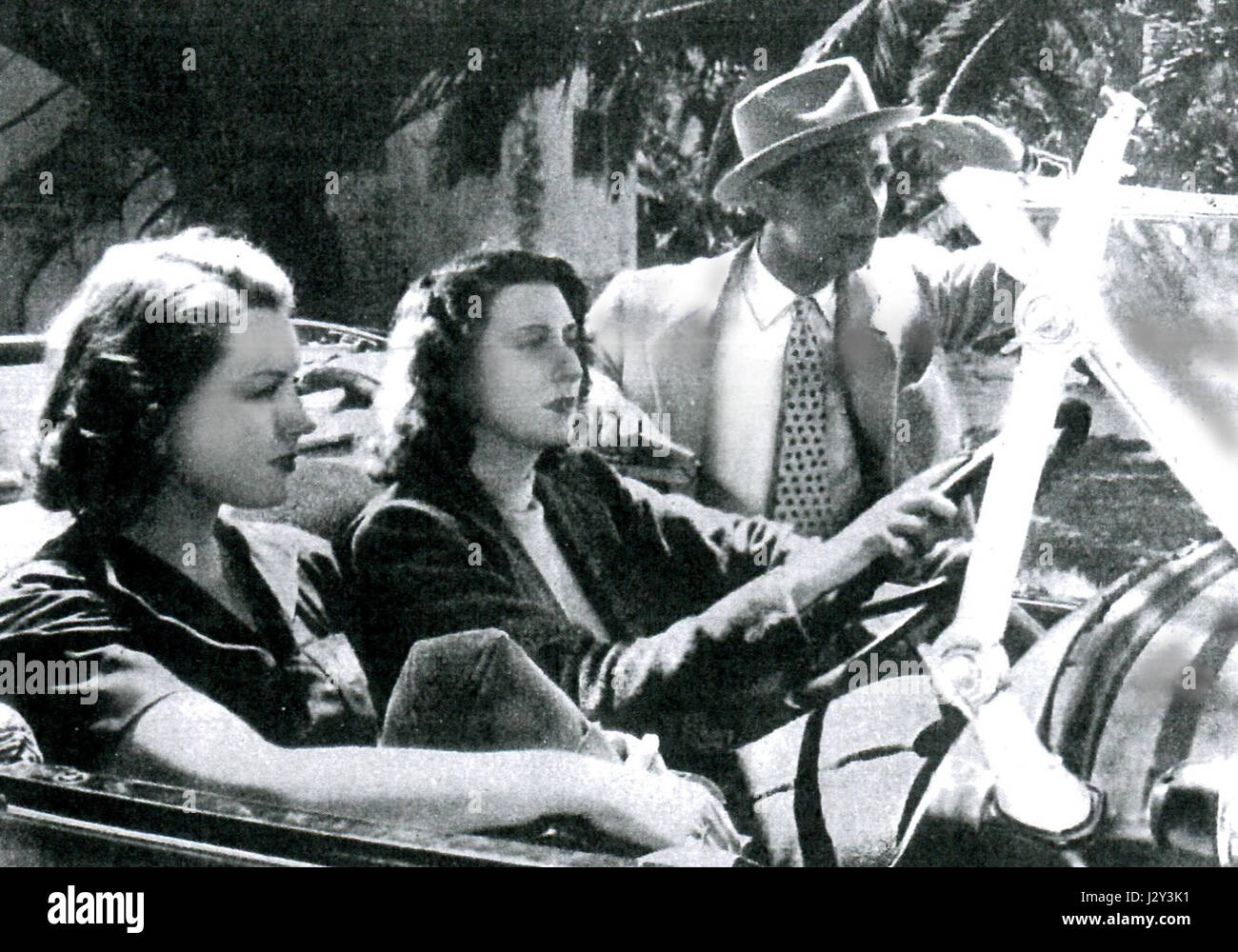 Temporary military structures hi-res stock photography and images - Alamy