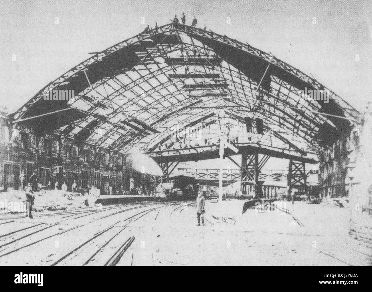 Canopy style Black and White Stock Photos & Images - Alamy