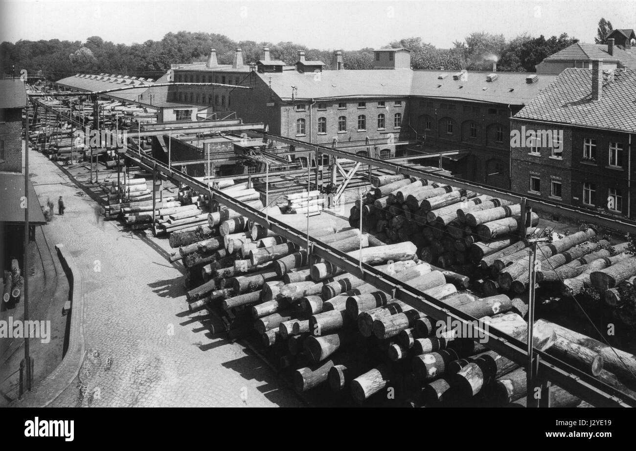 This reference pertains to a location and business related to AHW Franz ...