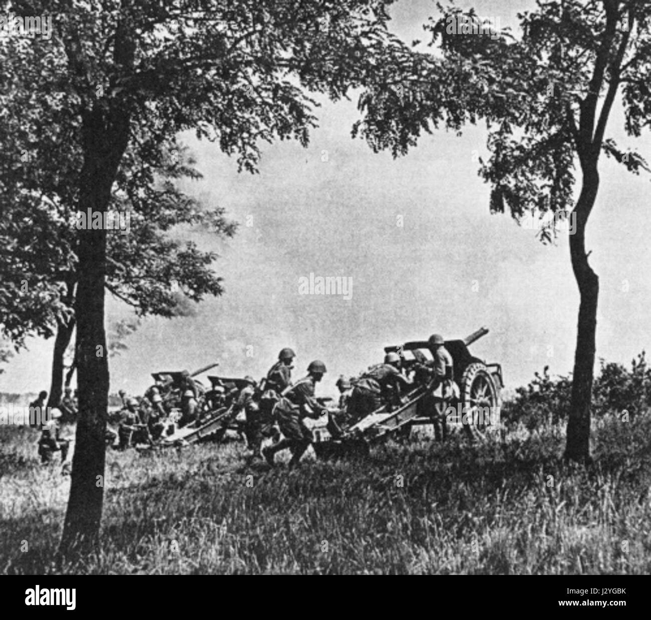 Effective range Black and White Stock Photos & Images - Alamy