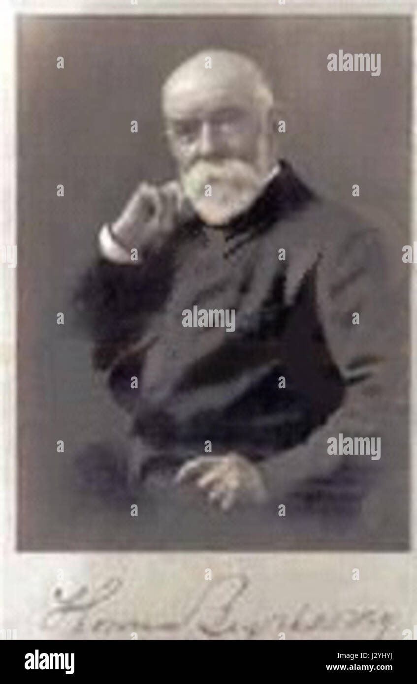 Vintage burberry hi-res stock photography and images - Alamy