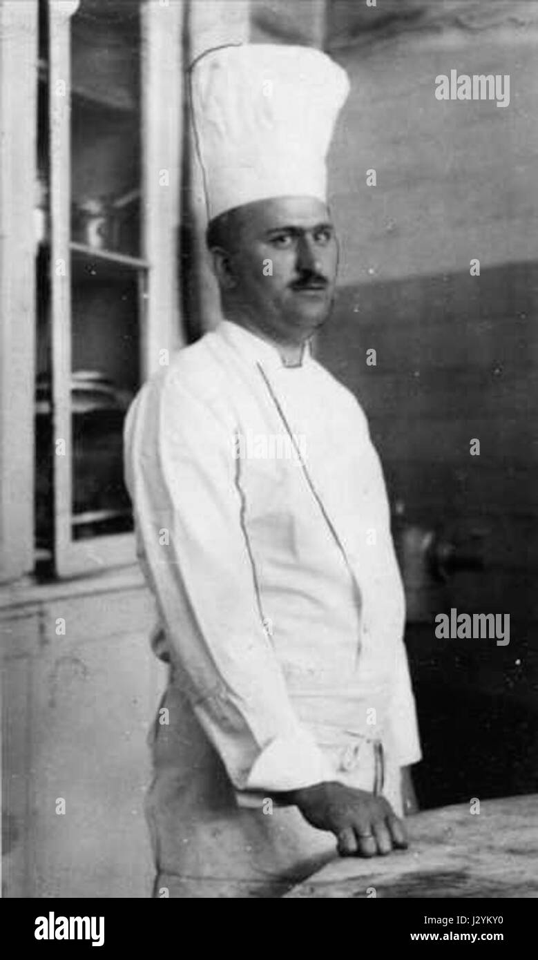 Andre Engh was a prominent figure in the early 20th century, known for ...