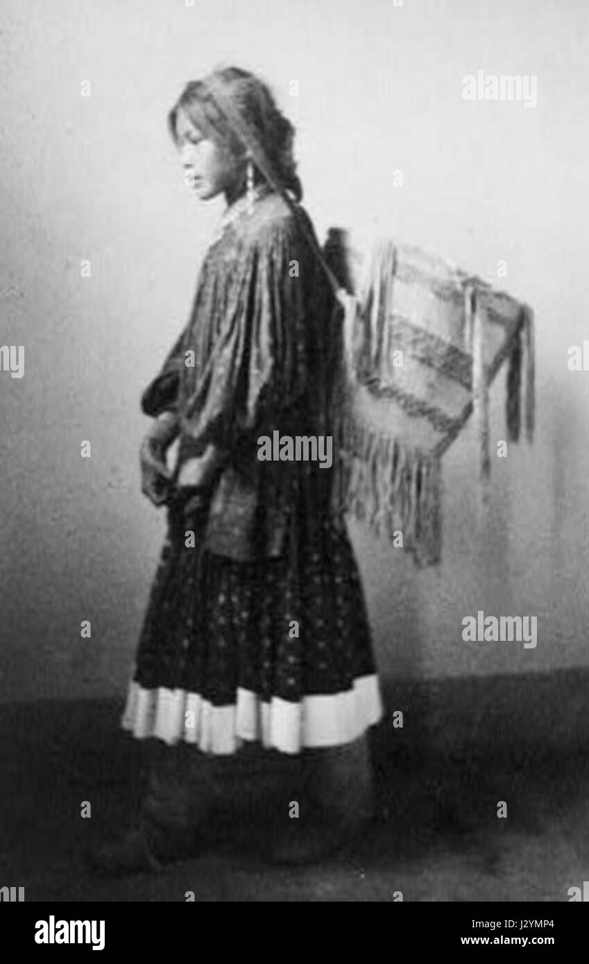 North america indigenous artifacts Black and White Stock Photos ...