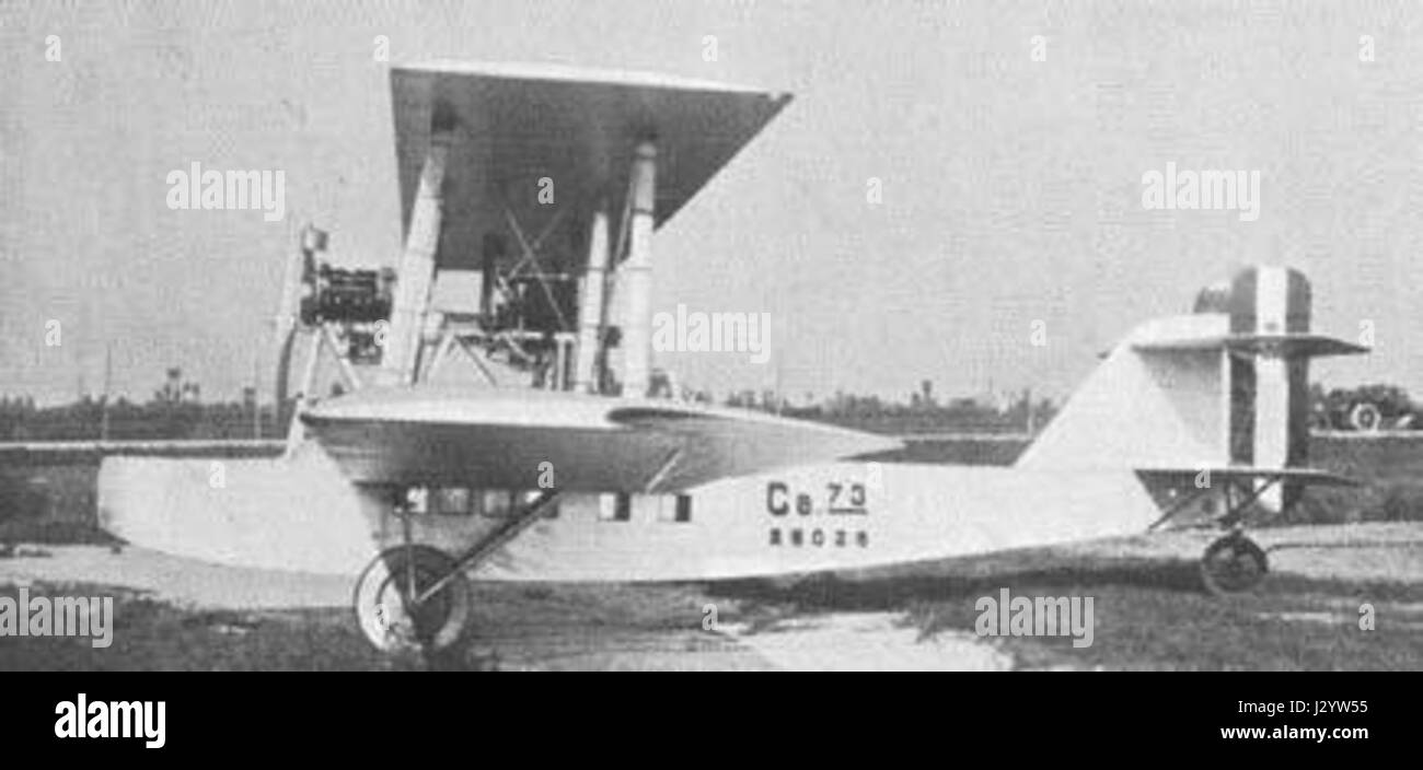 Twin tail planes hi-res stock photography and images - Alamy