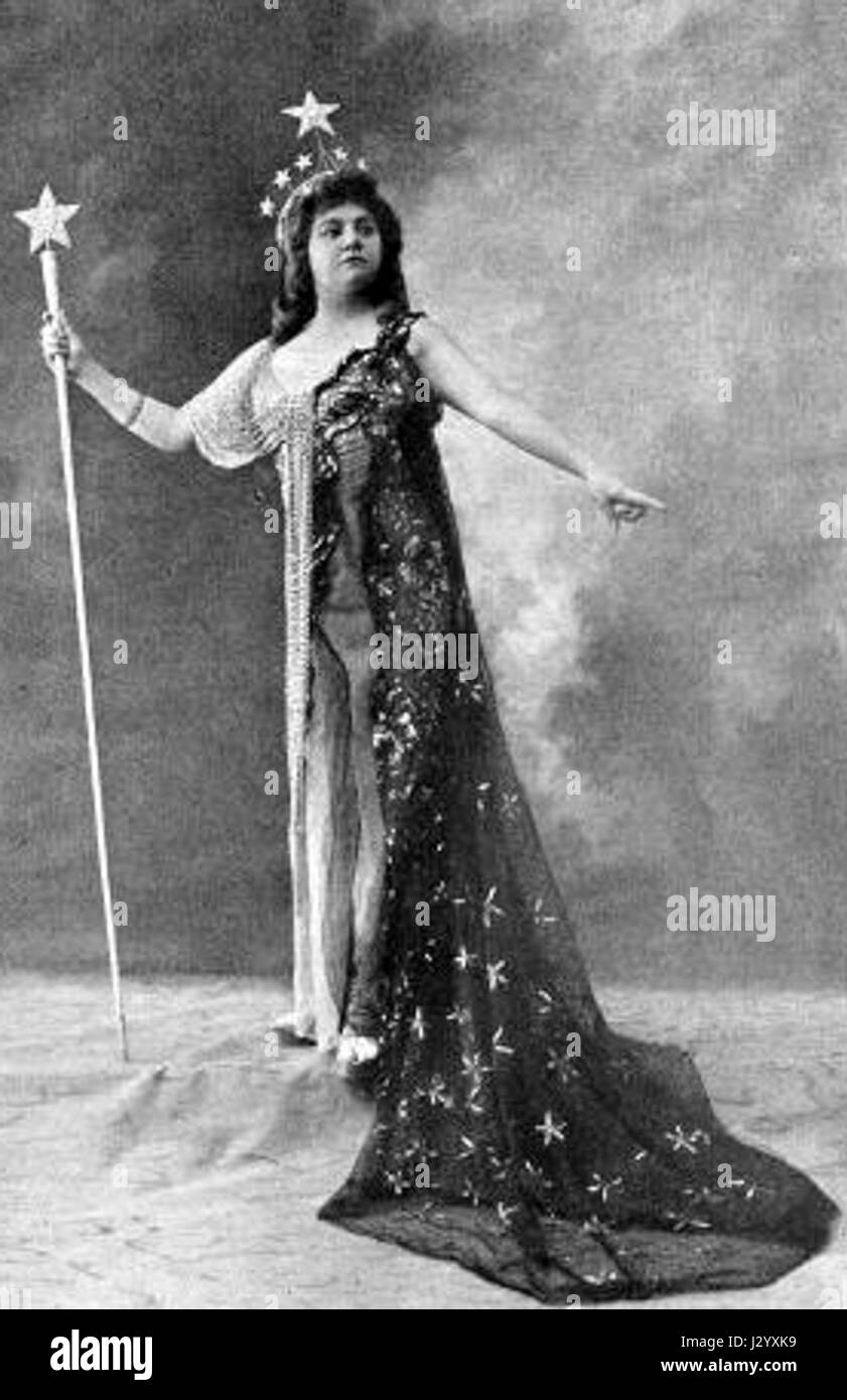 Alice Verlet 1912 Stock Photo - Alamy