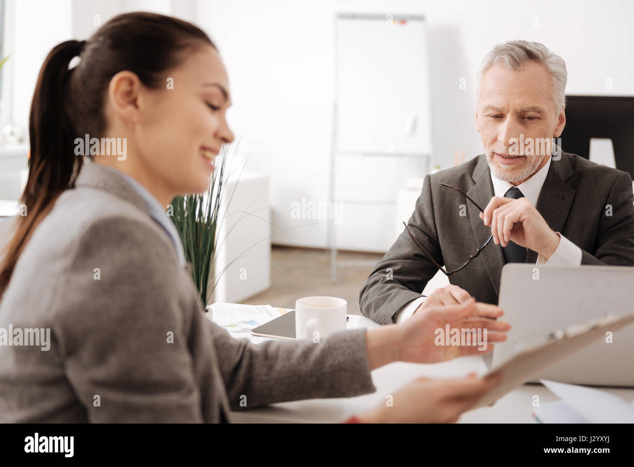 Vacancy listening hi-res stock photography and images - Alamy