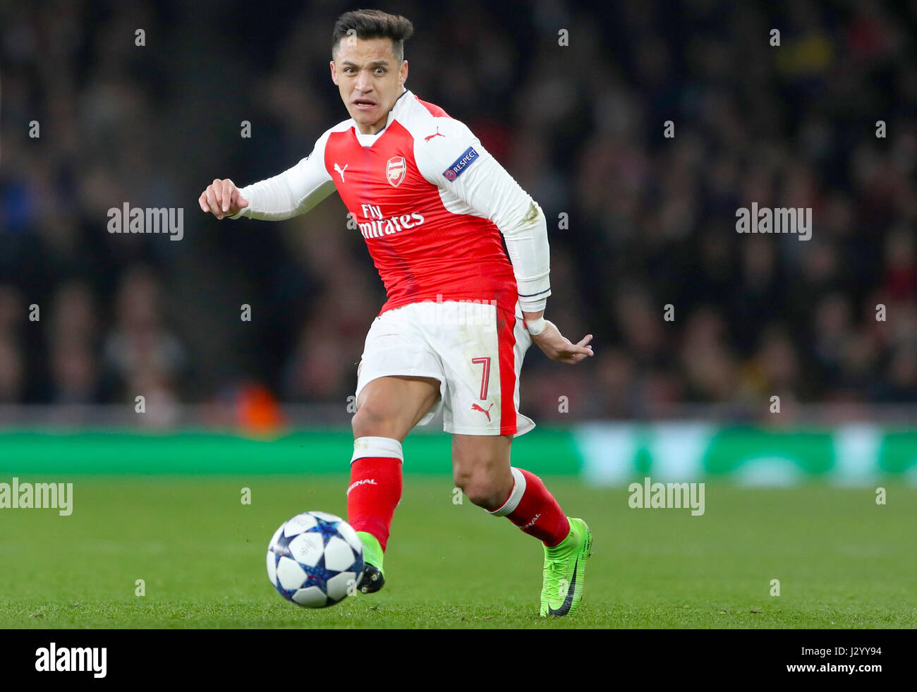 Alexis Sanchez, Arsenal Stock Photo - Alamy