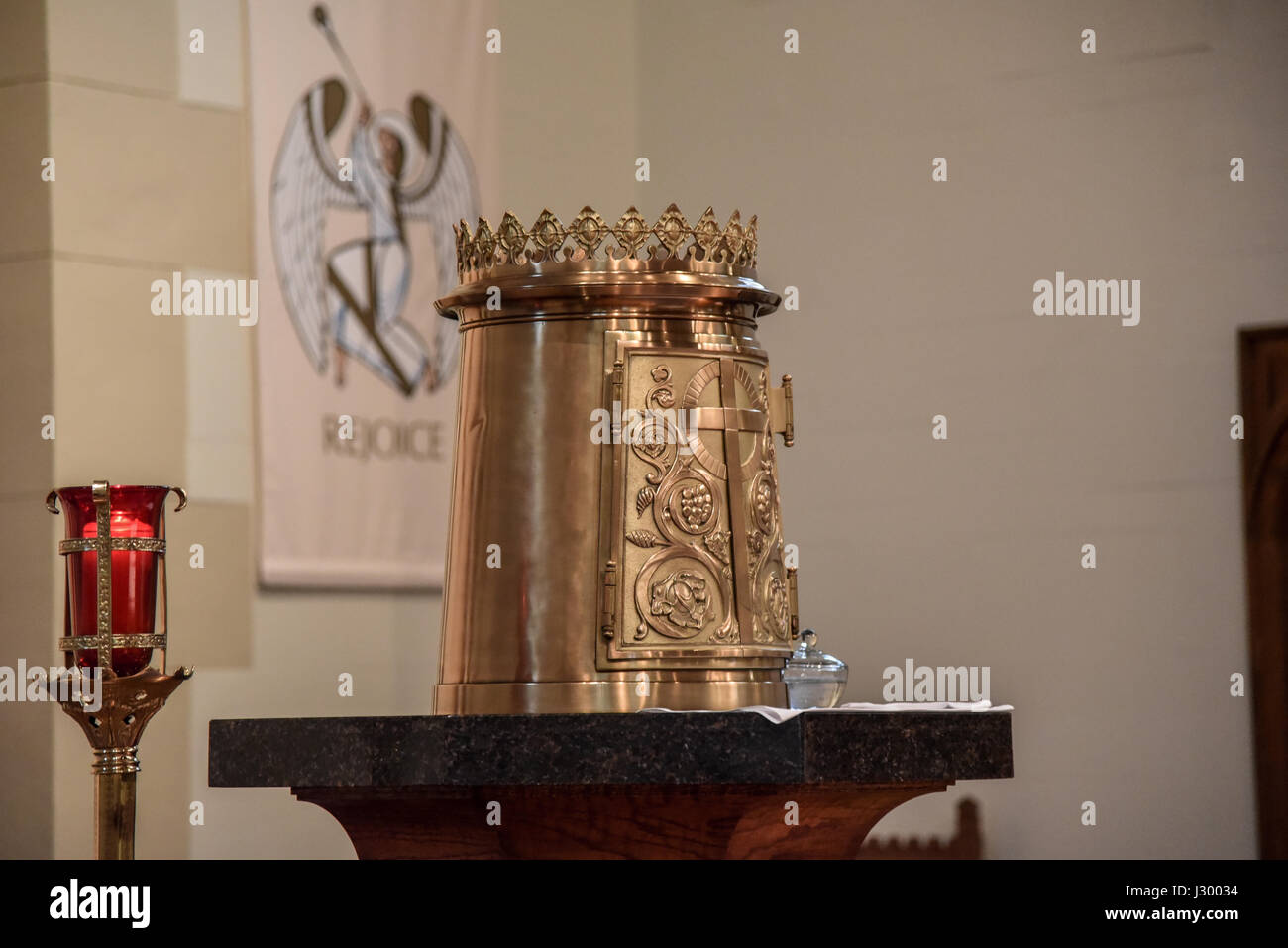 Holy Name of Mary Roman Catolic Church in Croton-on-Hudson, NY, USA ...