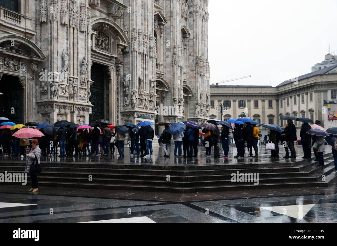 Rainy Piazza Duomo in Milan, Italy Stock Photo - Alamy