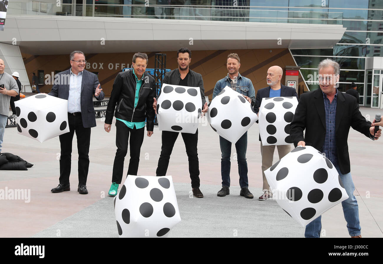 Hosts Luke Bryan & Dierks Bentley Roll Out The Dice For The 52nd ...
