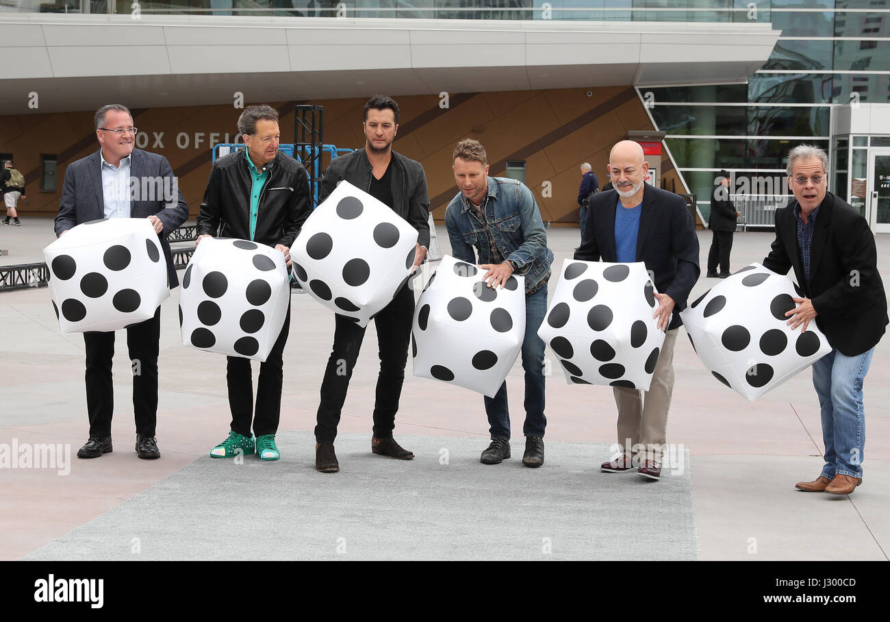 Hosts Luke Bryan & Dierks Bentley Roll Out The Dice For The 52nd ...