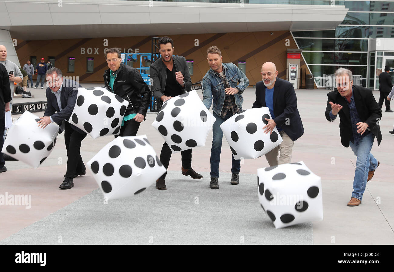 Hosts Luke Bryan & Dierks Bentley Roll Out The Dice For The 52nd ...