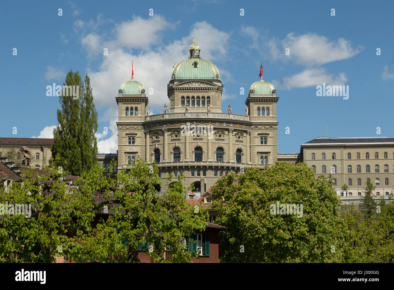 Buildings trees bern hi-res stock photography and images - Alamy