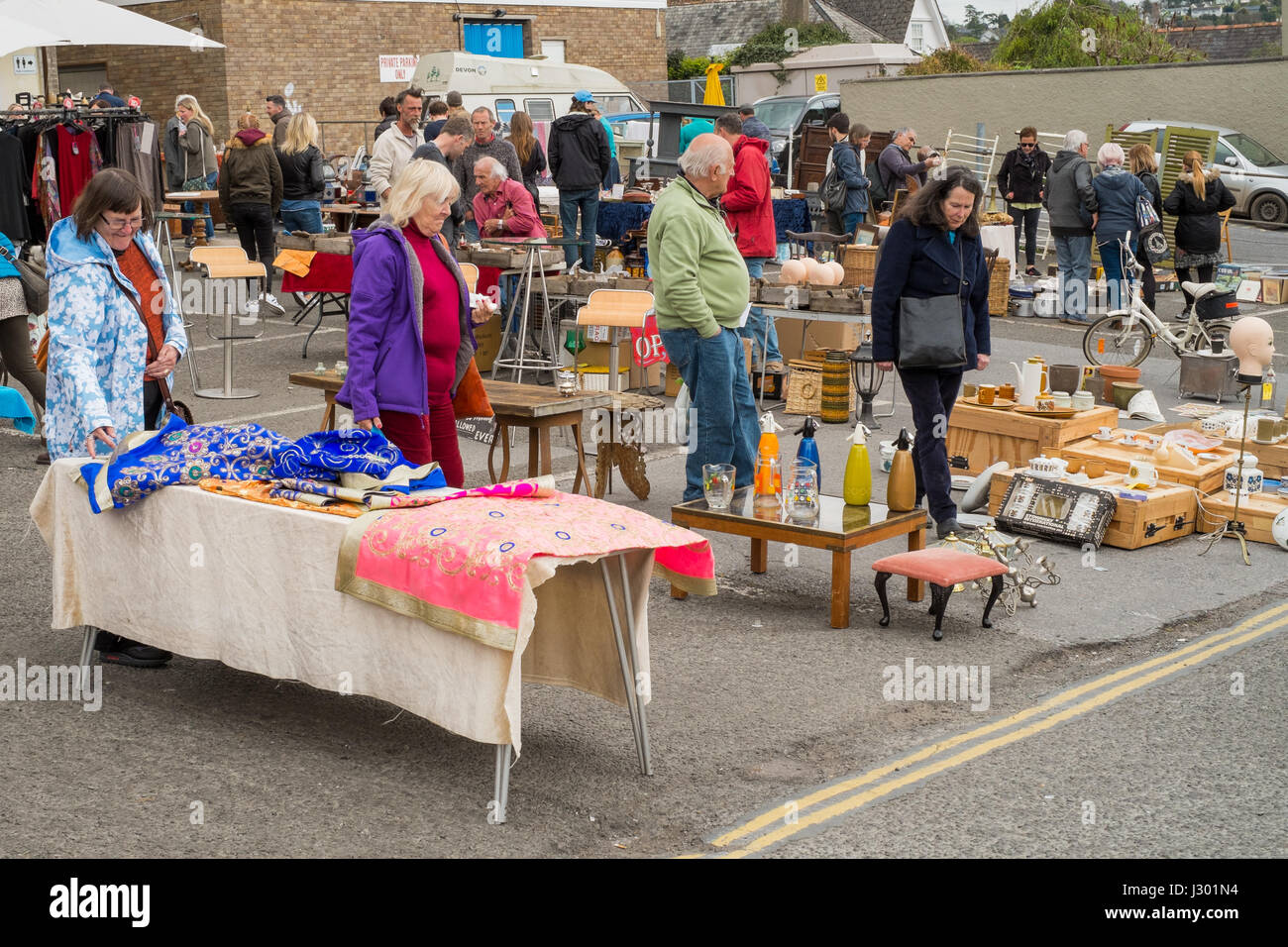 Totnes farmers market hi-res stock photography and images - Alamy