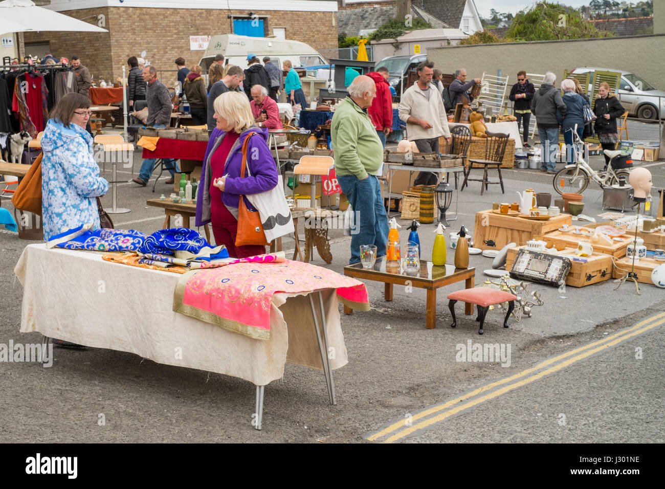 Totnes farmers market hi-res stock photography and images - Alamy