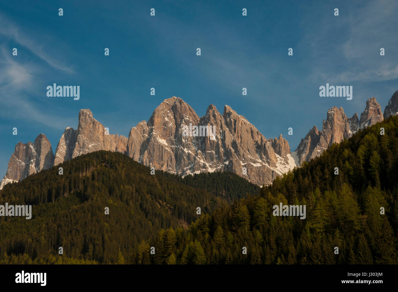 Peaks of the dolomite mountains in northern Italy Stock Photo - Alamy