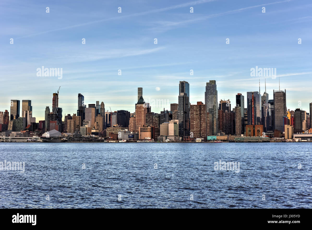 New York City skyline as seen from Weehawken, New Jersey Stock Photo - Alamy