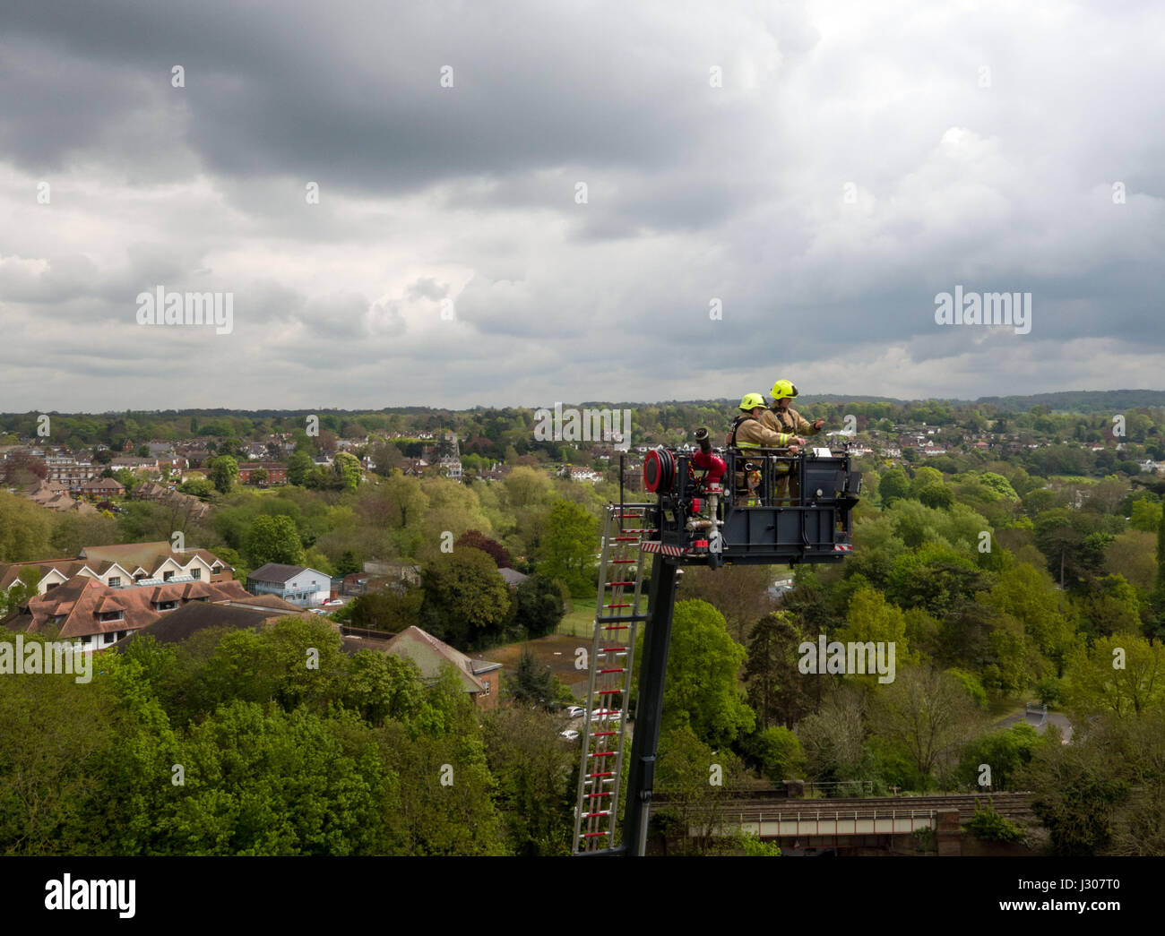 Surrey fire rescue service fire hi-res stock photography and images - Alamy