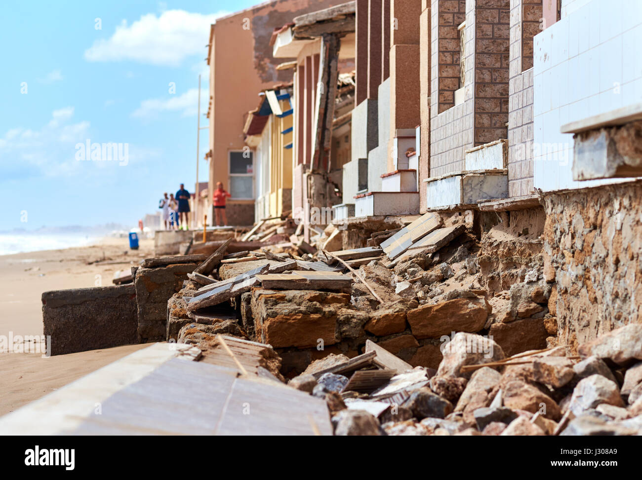 Brick rubble on beach hi-res stock photography and images - Alamy