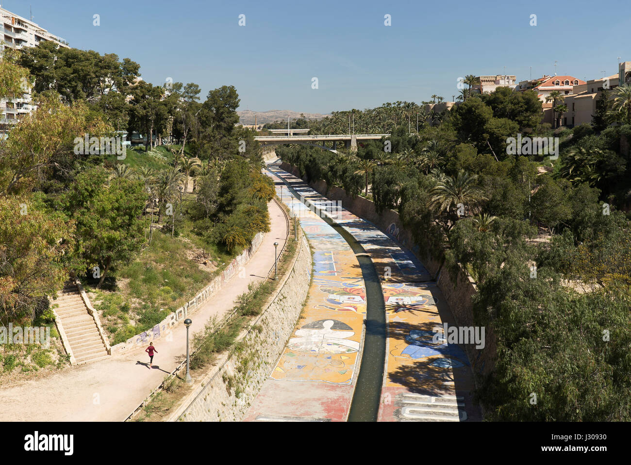 Views of the River Vinalopo as it passes through the city of Elche ...