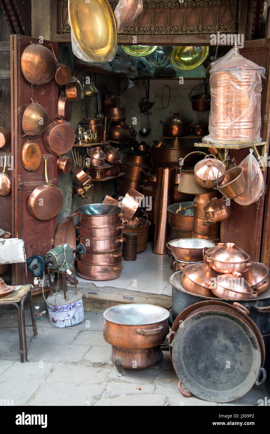 Shop with traditional crafts in the narrow street of Fes, Morocco Stock ...