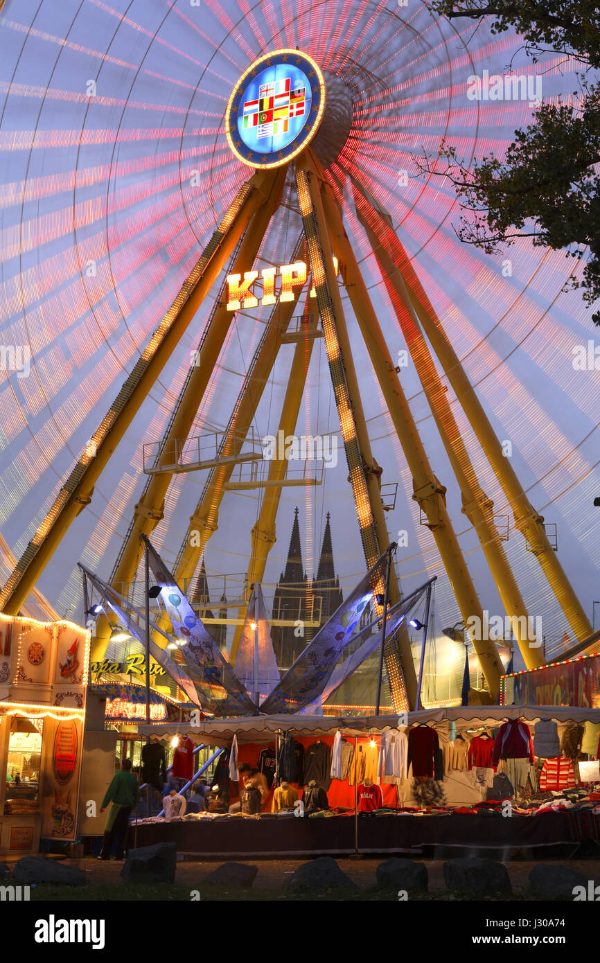 Germany, Cologne, ferris wheel on a kermis in the district Deutz, view ...