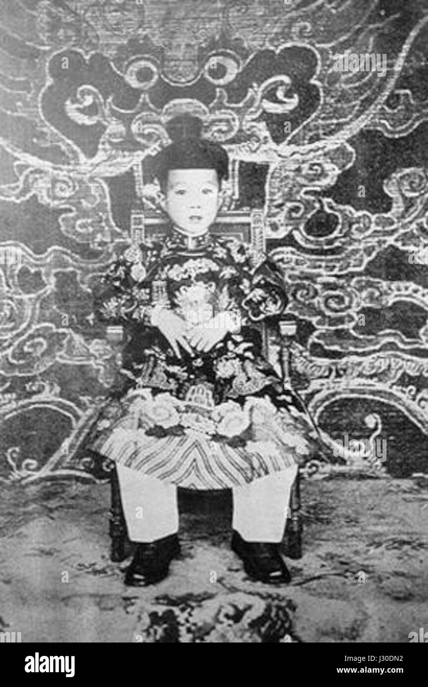 Bao dai hi-res stock photography and images - Alamy