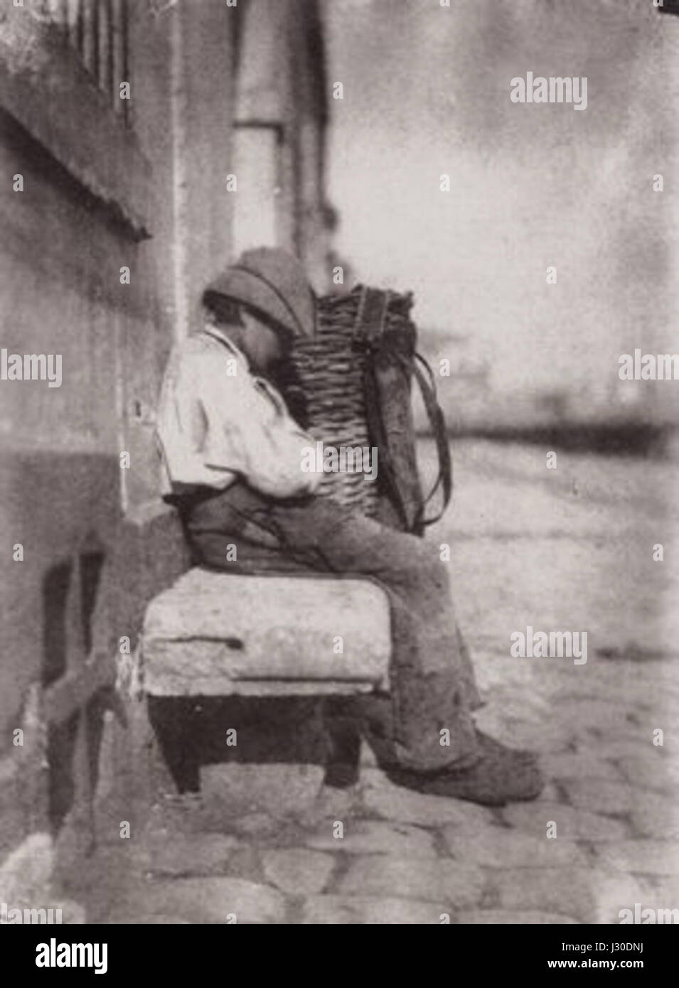 â€˜Der kleine Lumpensammlerâ€™ (The Little Ragpicker) by Charles Negre ...