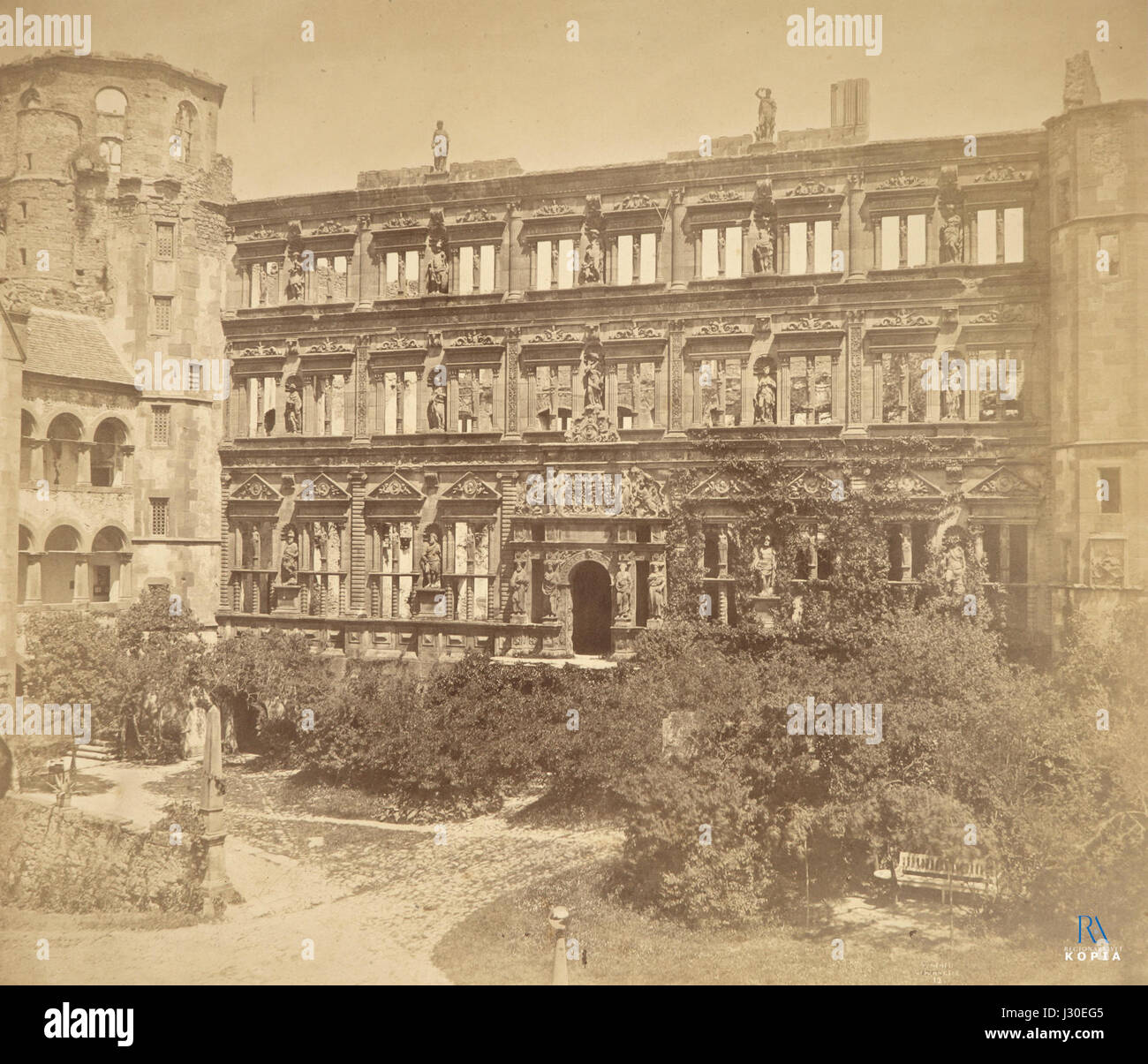 Meder hi-res stock photography and images - Alamy