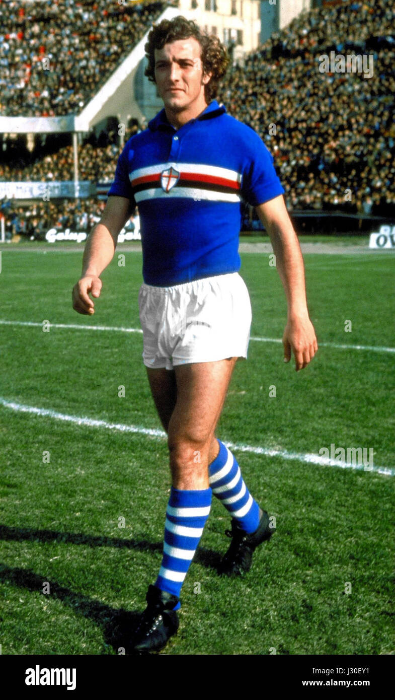 Marcello Lippi at Sampdoria, 1972 Stock Photo - Alamy