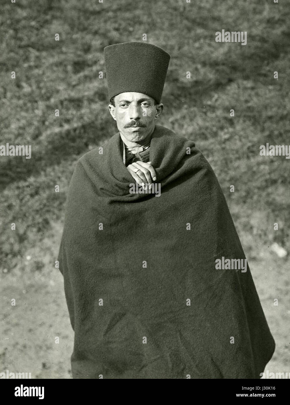 Algerian burnous 2 Stock Photo - Alamy