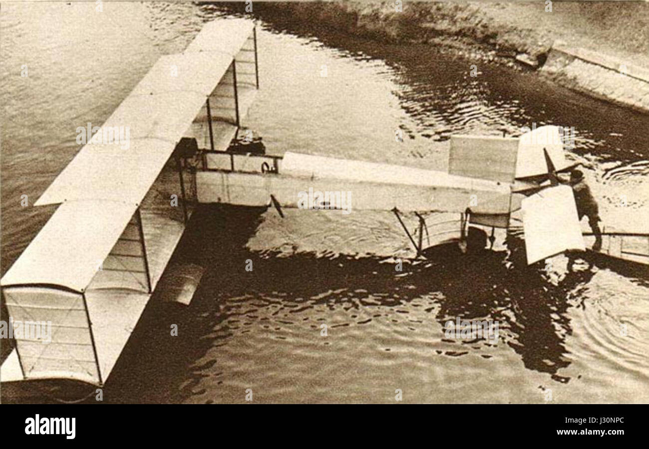 Early 1900s french airplane hi-res stock photography and images - Alamy