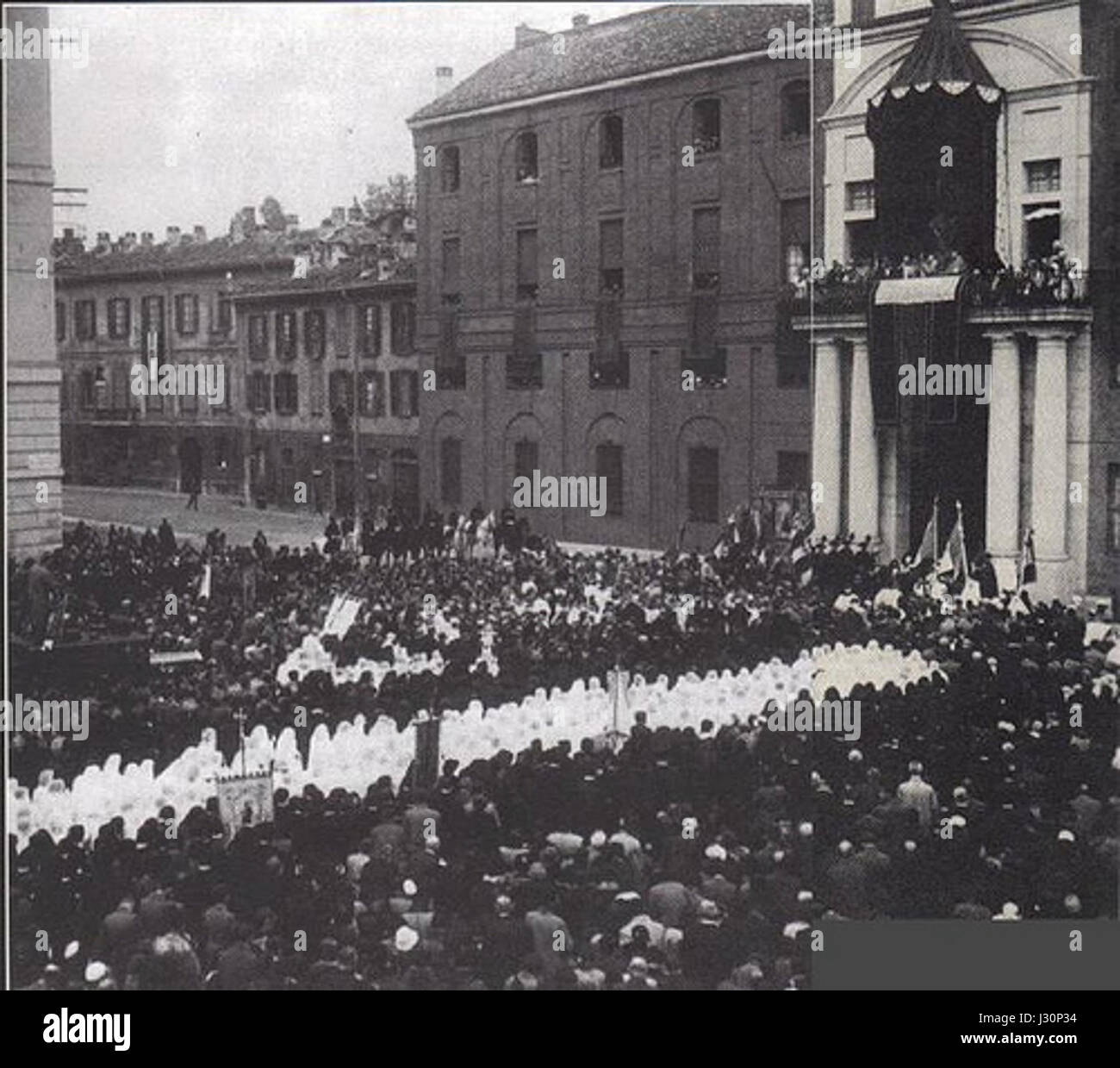 A historical photograph of the inauguration of the UniversitÃ Cattolica ...