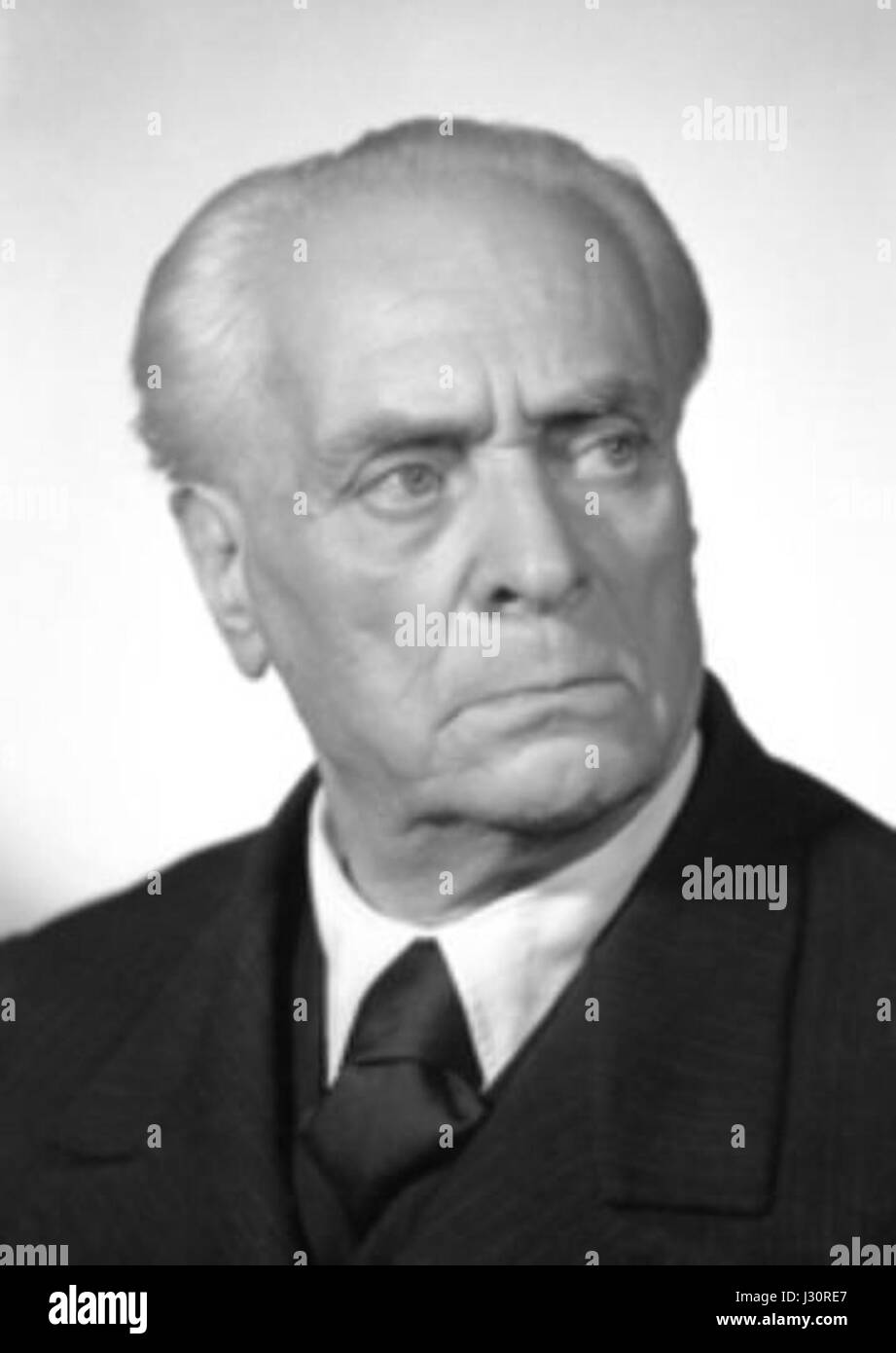 Gaetano Pieraccini was an Italian artist known for his work in painting ...