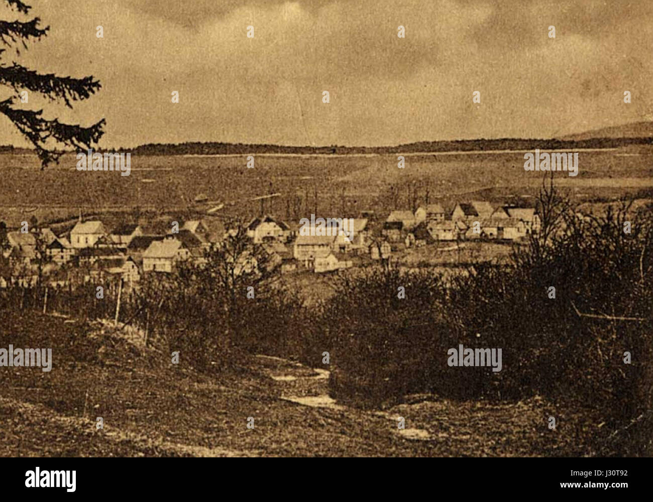 Image of Bracht in 1917, depicting the town's landscape and ...