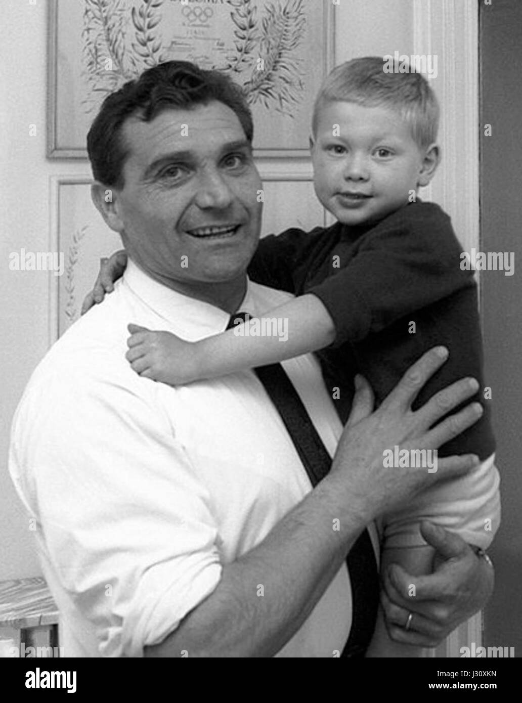 1950s family hi-res stock photography and images - Alamy