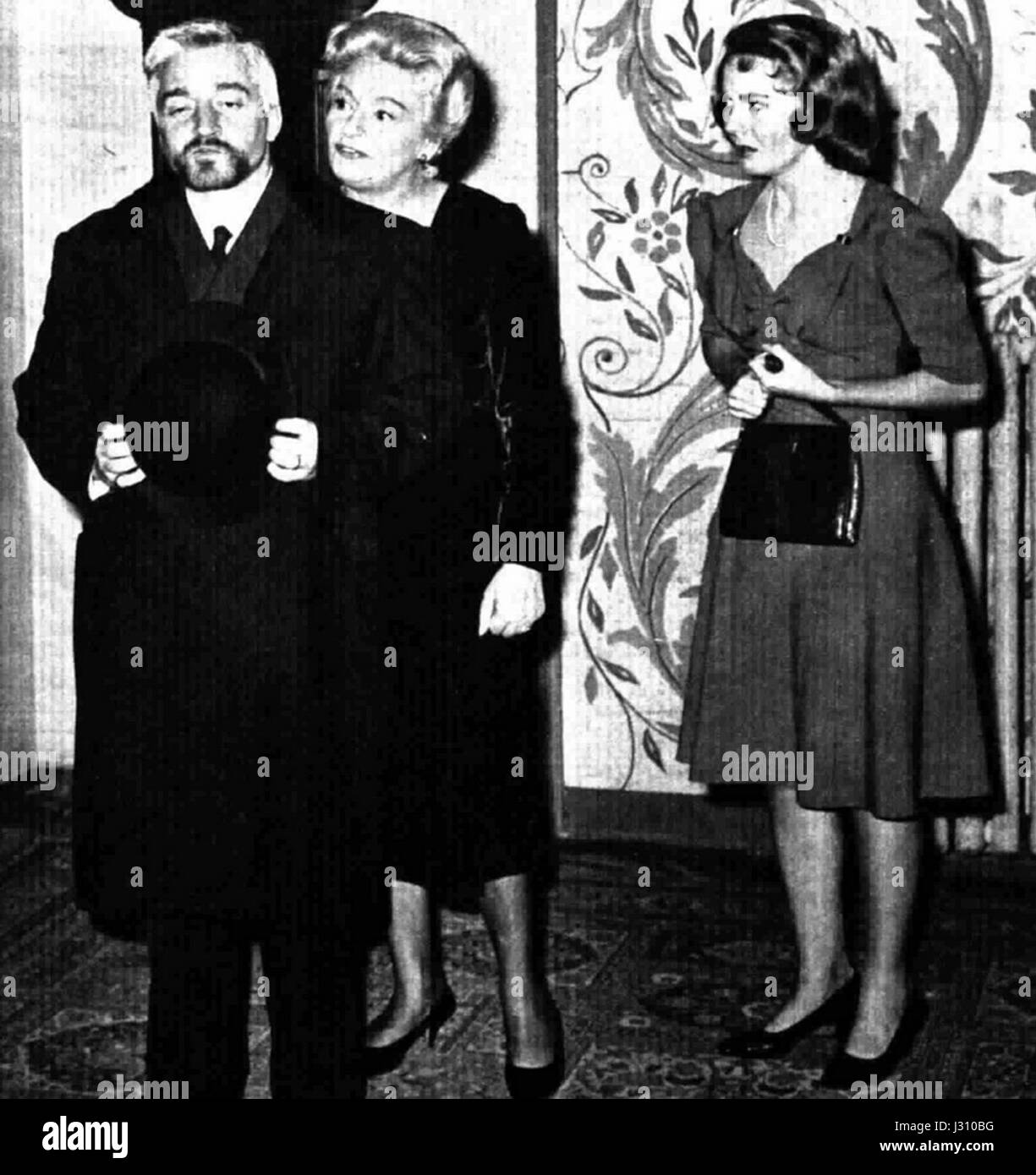 Carlo Croccolo, Evi Maltagliati, Emma Danieli Stock Photo - Alamy