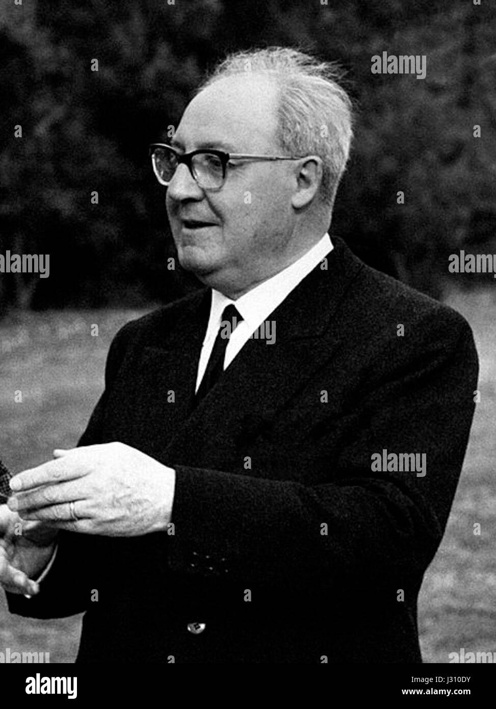 Saragat hi-res stock photography and images - Alamy