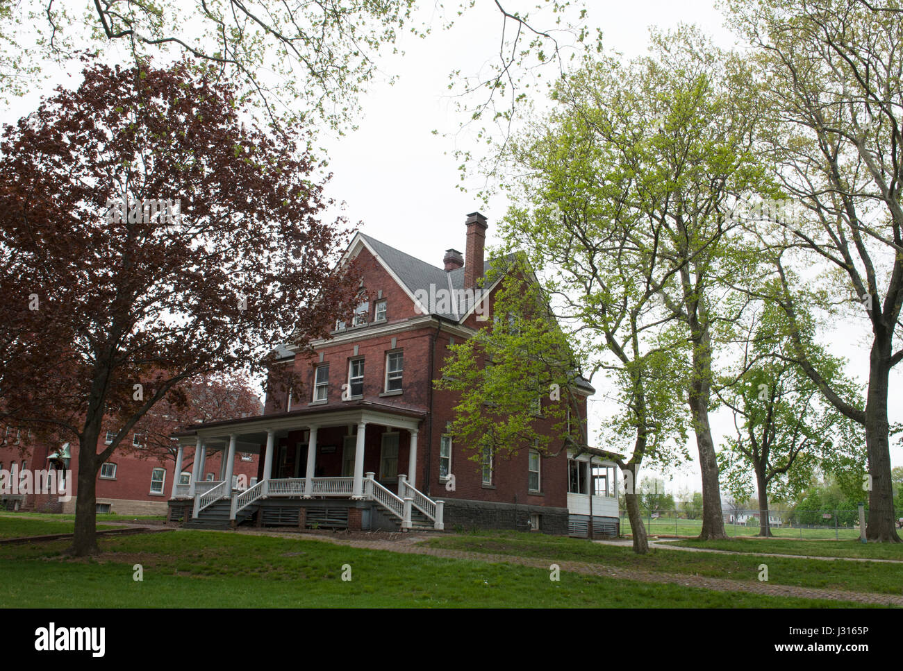 House of the army hi-res stock photography and images - Alamy