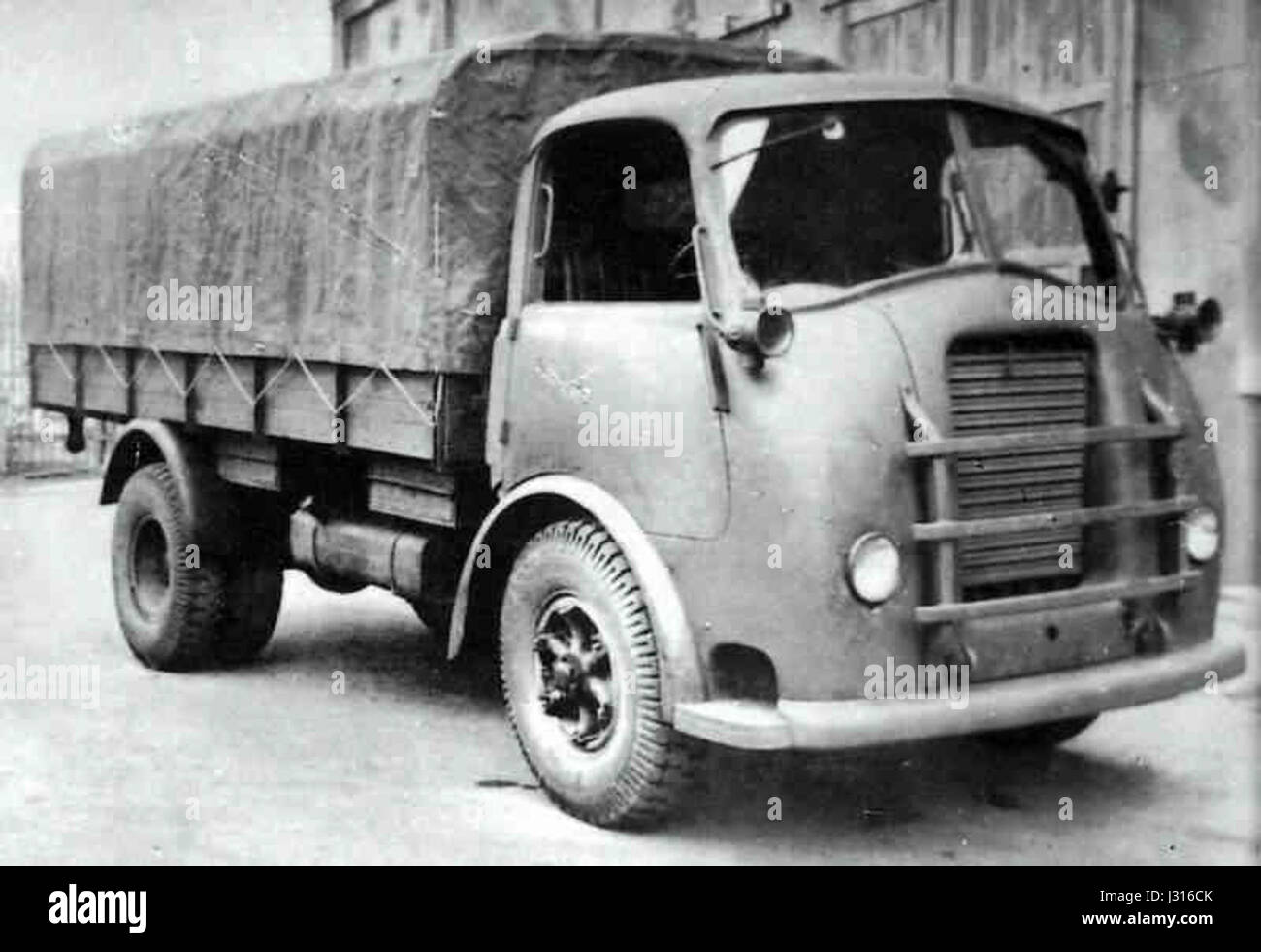 The Alfa Romeo 800 is a classic car model from the renowned Italian ...