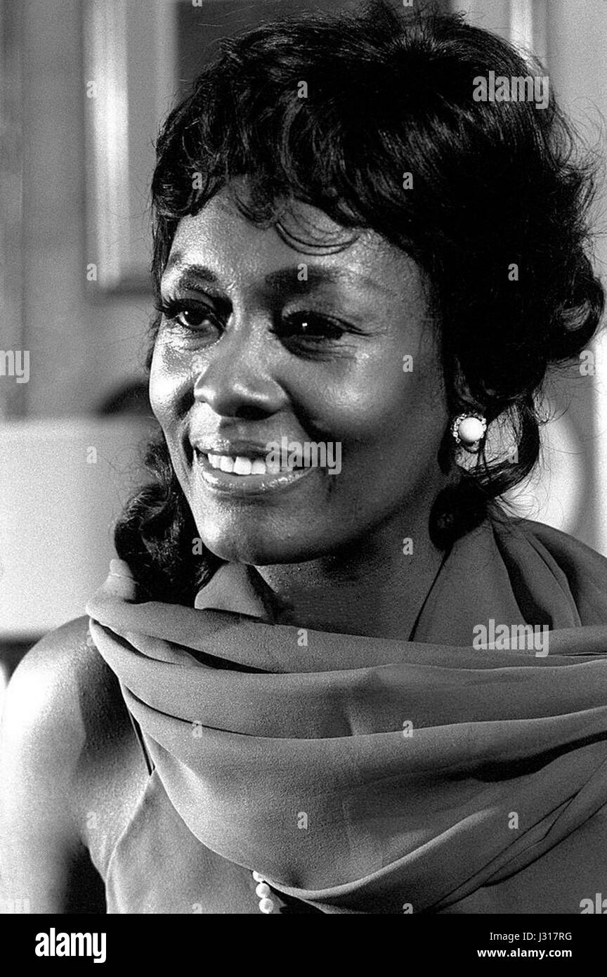 American mezzo soprano opera singer hi-res stock photography and images ...