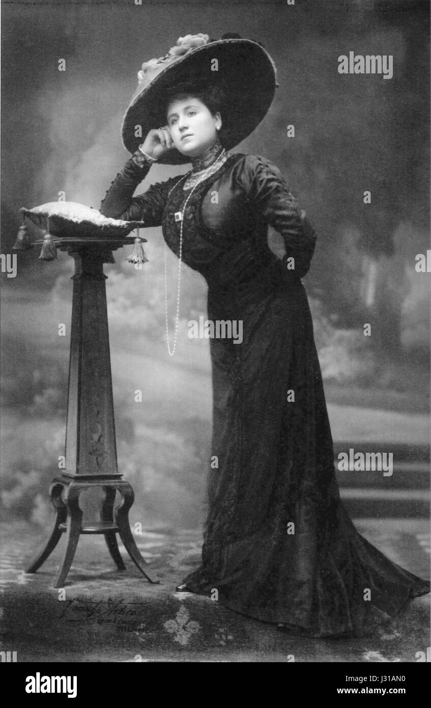 Maria farneti album farneti 508 74 hi-res stock photography and images ...